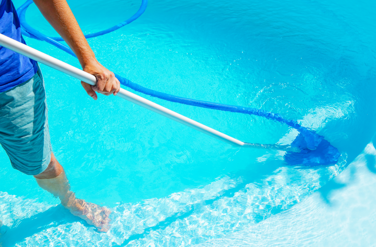 When to Call for Professional Pool Repair in Houston | PoolTec SPS PoolCare